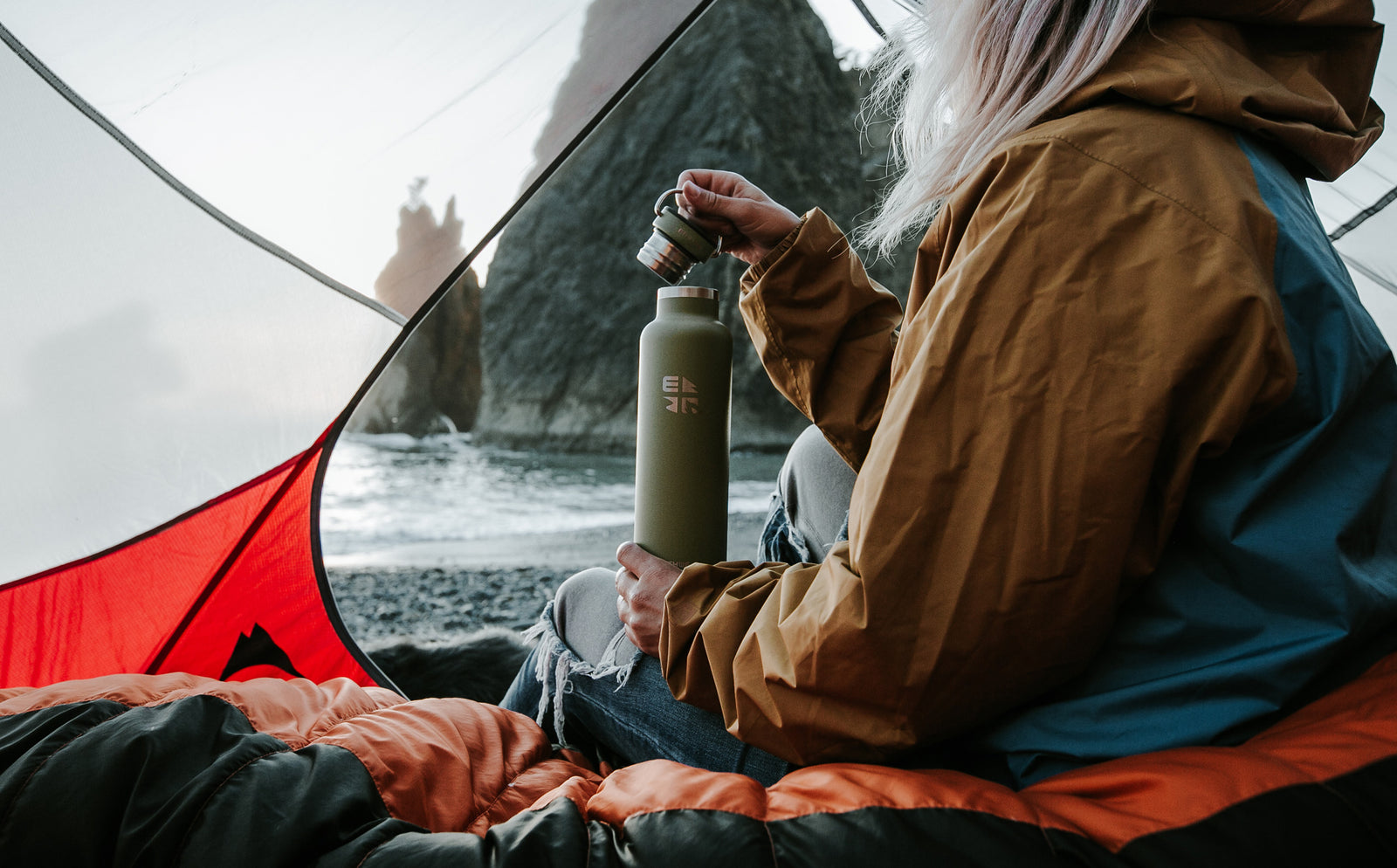 22oz Earthwell® Woodie™ Standard Mouth Vacuum Insulated Bottle